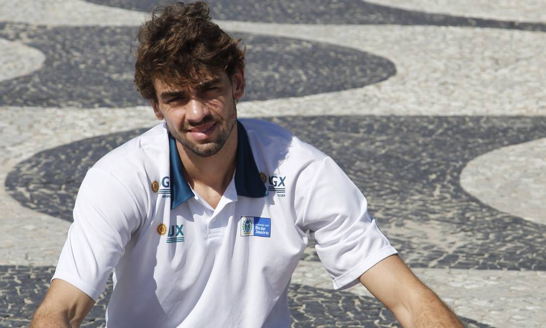 Lucão, um ‘gigante’ a serviço do RJX na Superliga - Jornal O Globo