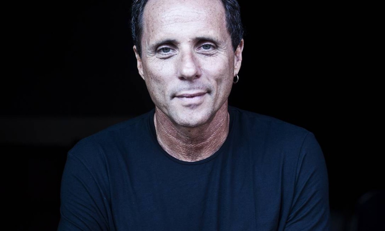 Tony Belloto volta às letras com “Machu Picchu” - Jornal O Globo