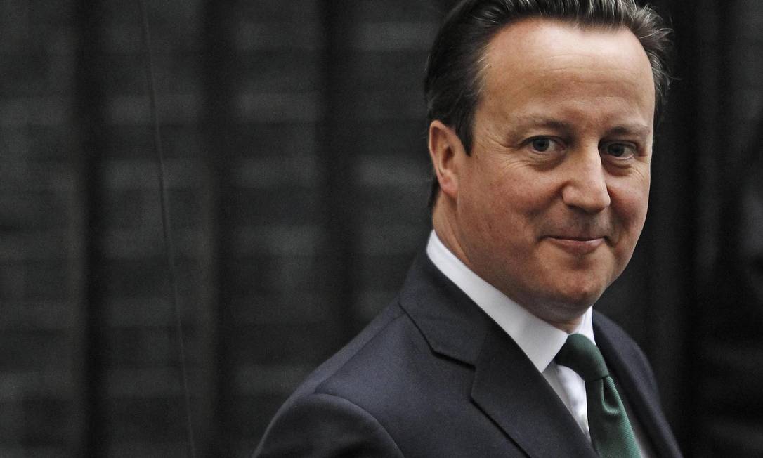 Partidos britânicos chegam a acordo para regular imprensa - Jornal O Globo