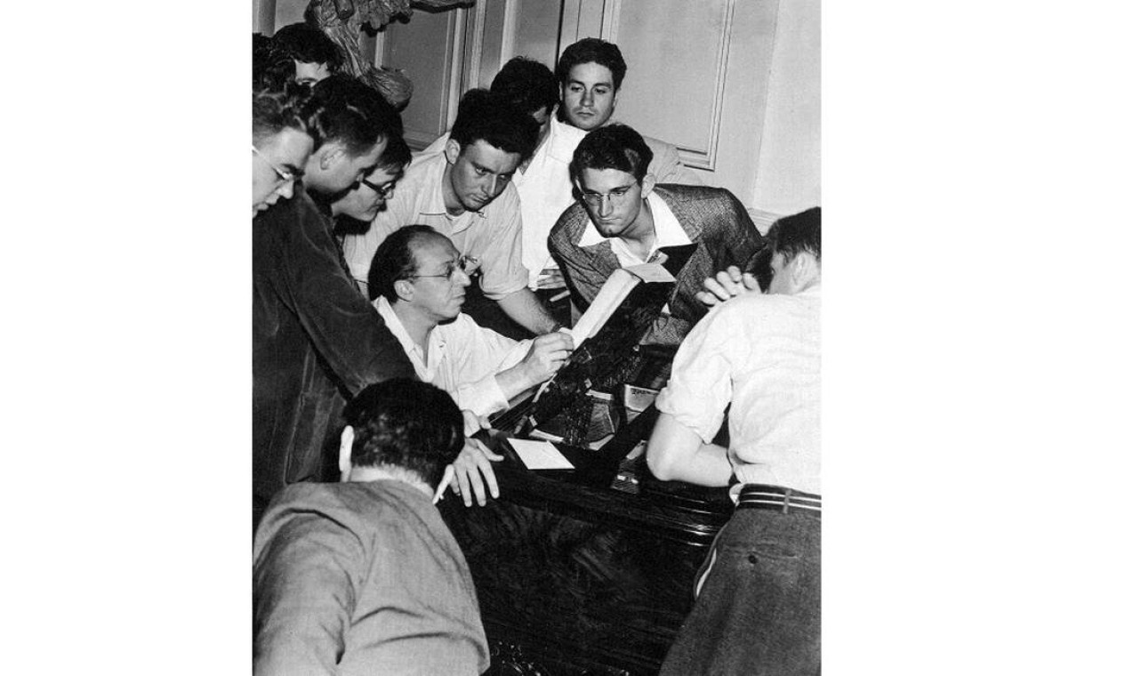 Veja imagens da carreira de Edino Krieger - Jornal O Globo