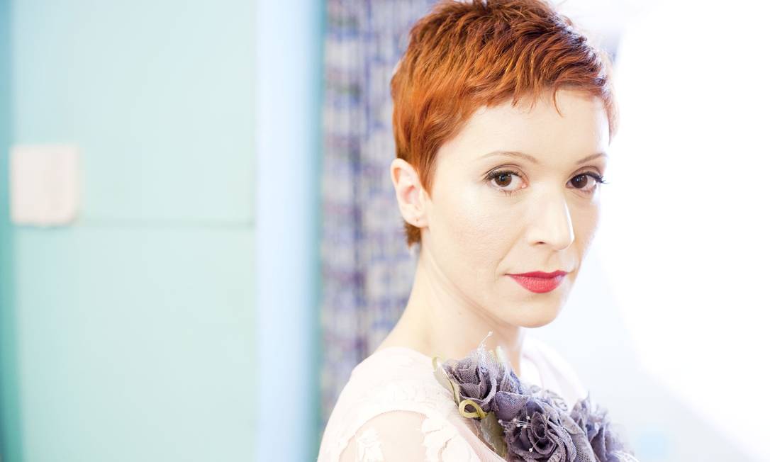 Patrícia Marx festeja com show seus 30 anos de carreira - Jornal O Globo