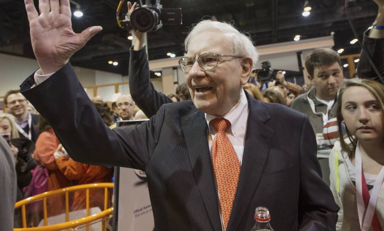 Buffett diz que já escolheu sucessor para chefiar o Berkshire Hathaway ...