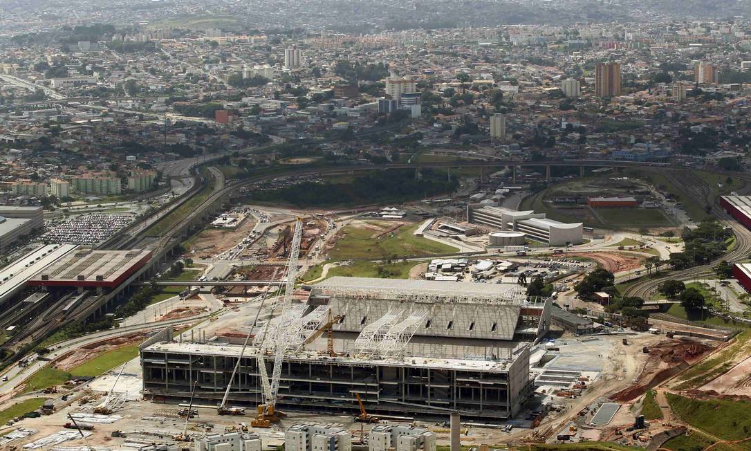 Fifa volta a manifestar preocupação com Itaquerão - Jornal O Globo