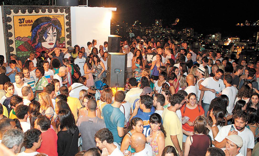Mistura de ritmos embala as noites nas favelas do Rio - Jornal O Globo