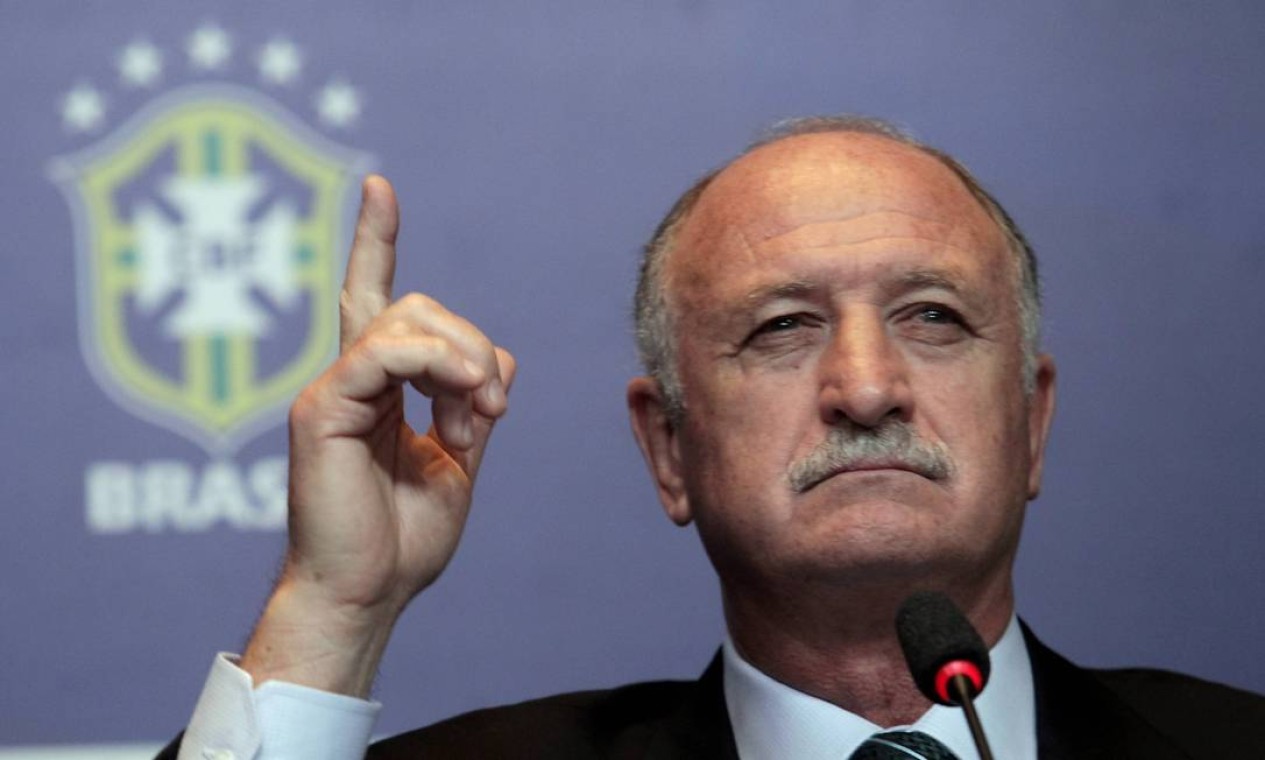 Felipão adia apresentação da seleção brasileira em um dia - Jornal O Globo