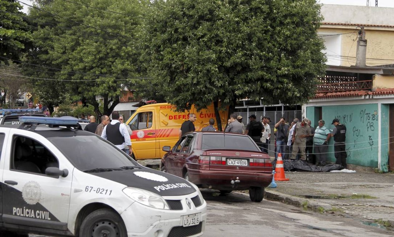 Policial civil é morto em tentativa de assalto em Marechal Hermes - Jornal O Globo