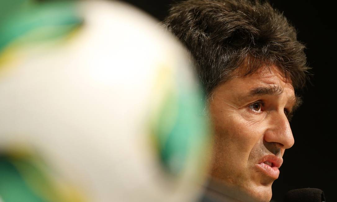 Busacca: 'Não queremos transformar o árbitro em robô' - Jornal O Globo