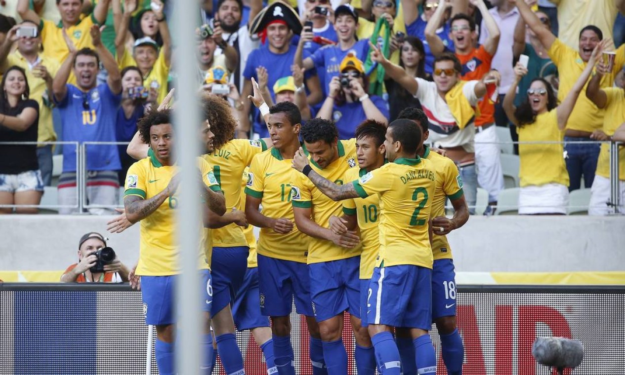 Os melhores momentos de Brasil 2 x 0 México - Jornal O Globo