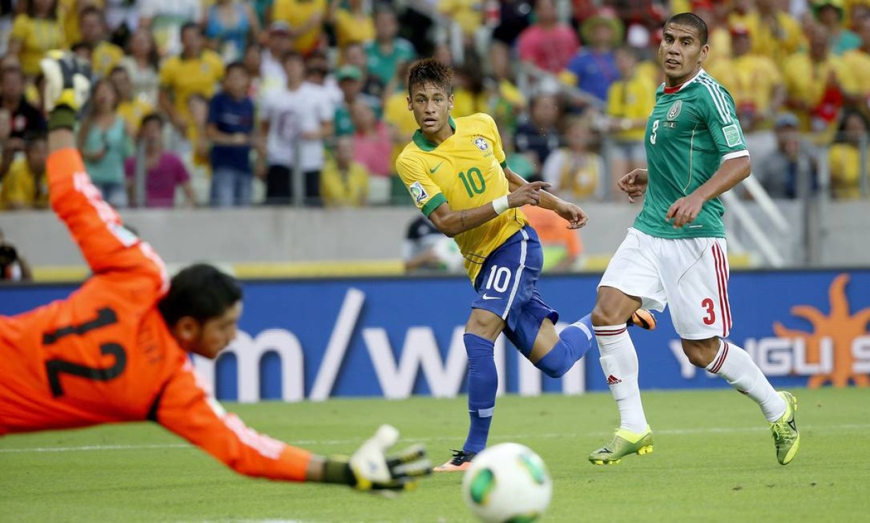 Os melhores momentos de Brasil 2 x 0 México - Jornal O Globo