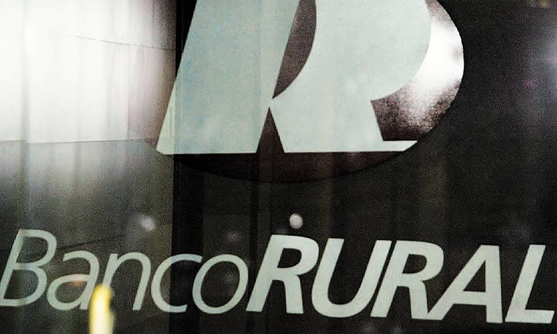 Oito anos após mensalão, BC decreta liquidação do Banco Rural - Jornal ...