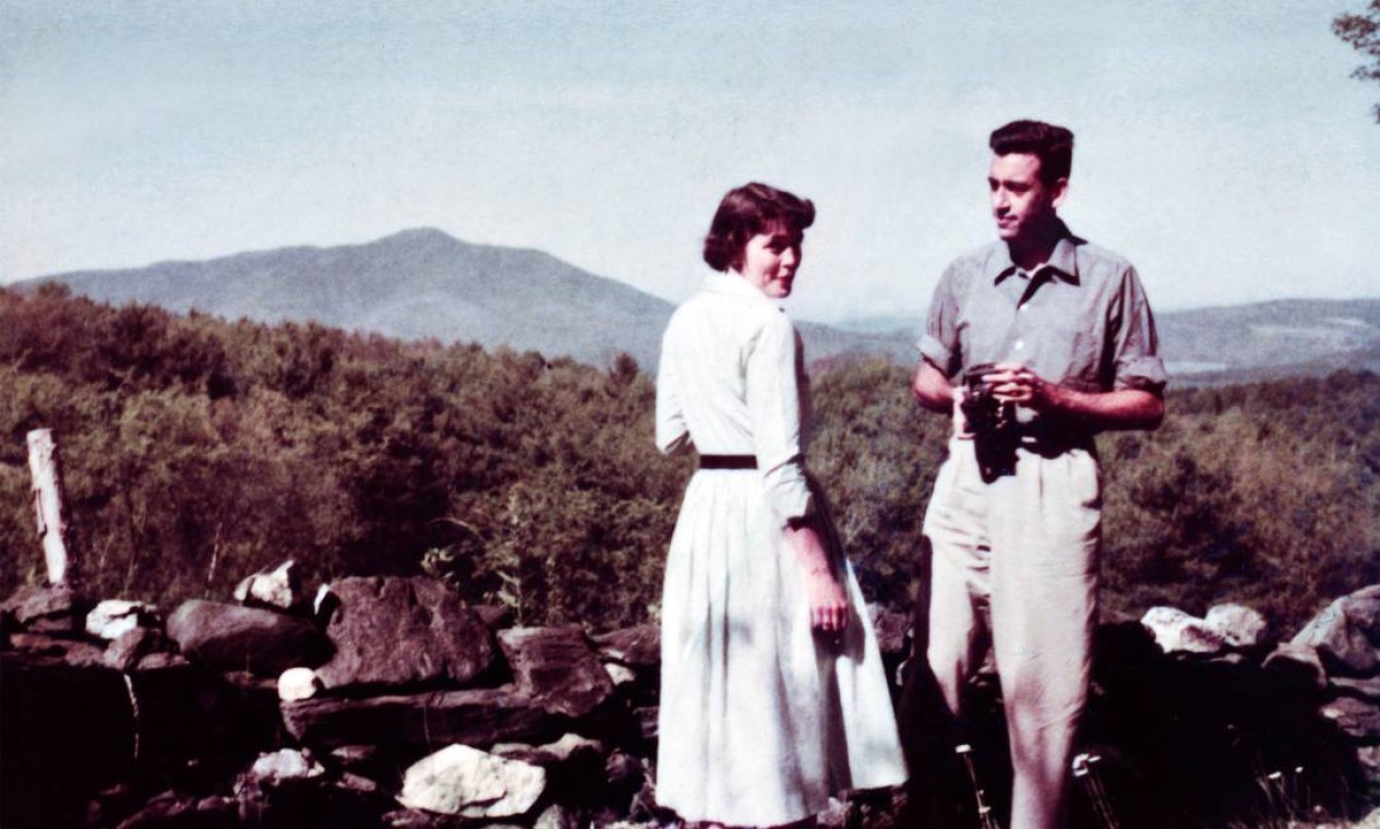 Detalhes da biografia de J.D. Salinger começam a ser revelados - Jornal ...