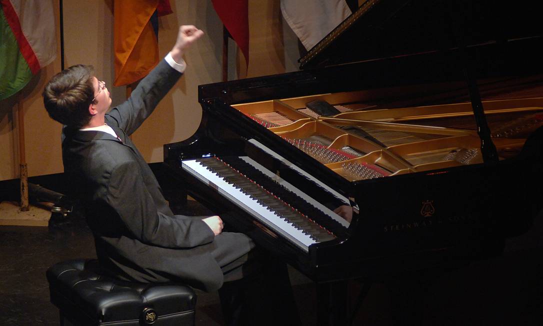 O que vale mais numa competição de música: o som ou o visual? - Jornal ...