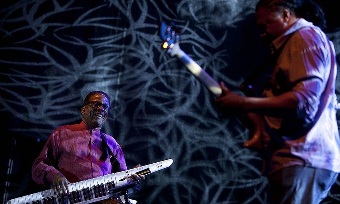 Festival Mimo estreia em Paraty com show memorável de Herbie Hancock ...