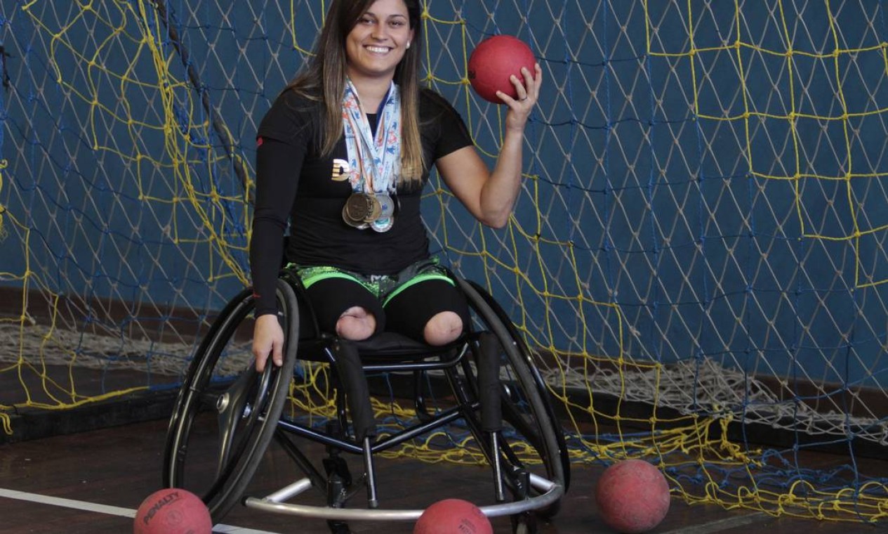 Carol Basílio: Uma craque que venceu a tristeza de goleada - Jornal O Globo