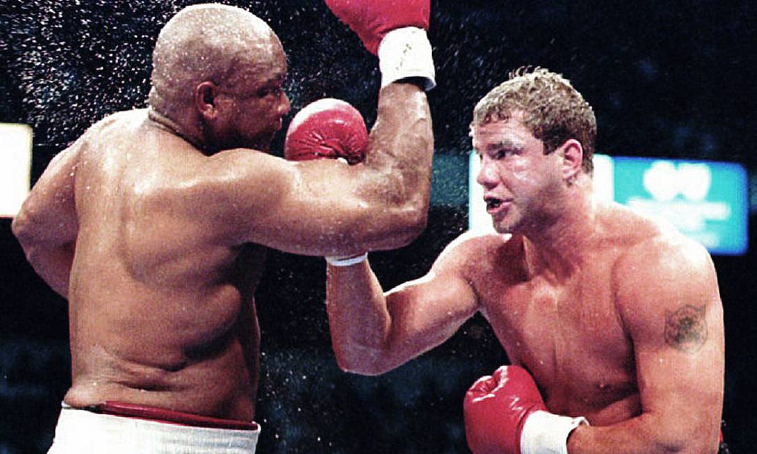 Ex-campeão mundial de boxe, que era portador do vírus HIV, morre aos 44 ...