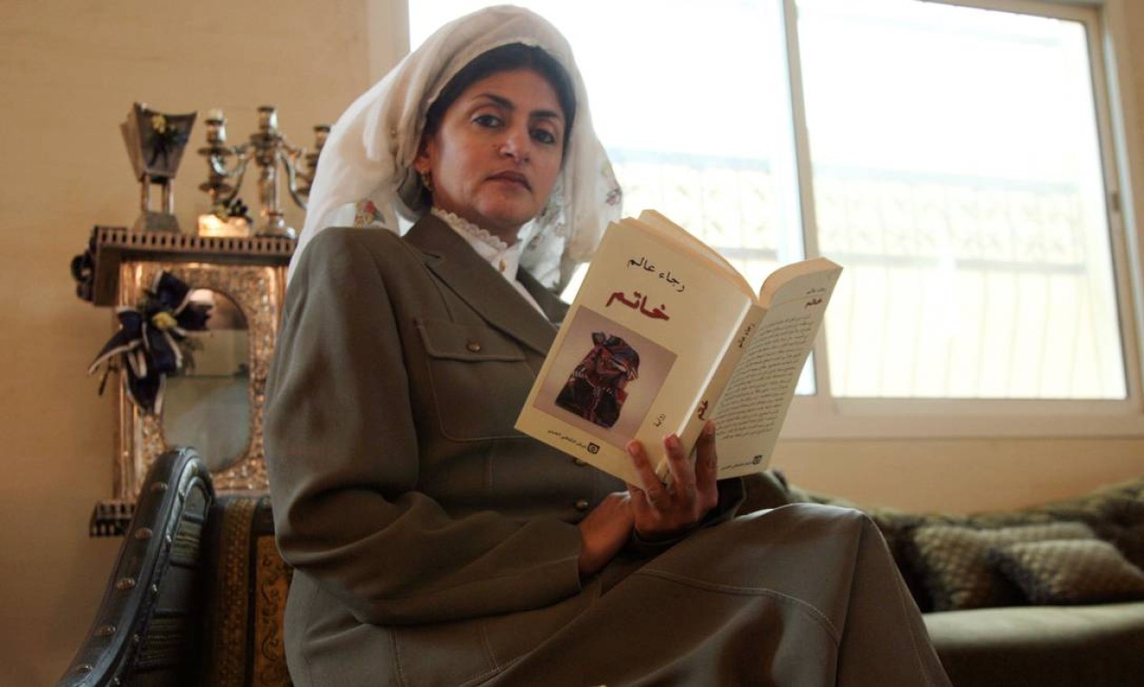 Arábia Saudita prende ativista feminista após permitir mulheres na ...