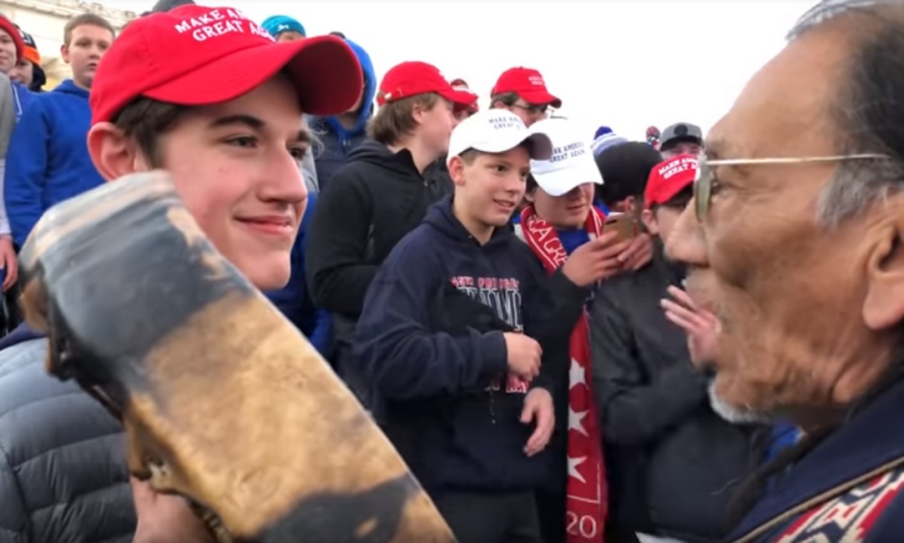 Três manifestações, dois vídeos virais: uma história de ódio nos ...