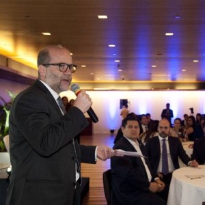 E Agora, Brasil?: Discussão aprofundada de rumos - Jornal O Globo