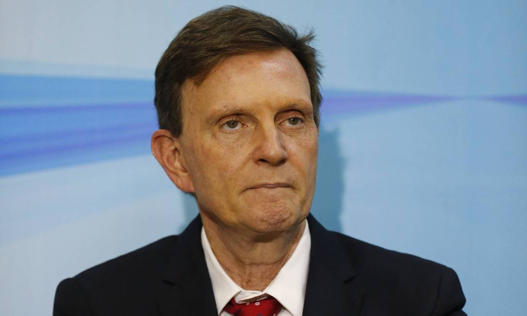 Com déficit na Previdência, Crivella cortará benefícios - Jornal O Globo